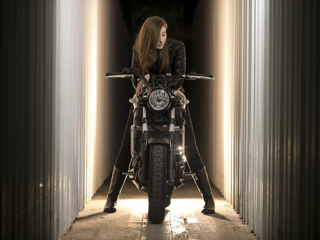 Game Changer #1 - Anke-Eve Goldmann – Black Arrow Moto